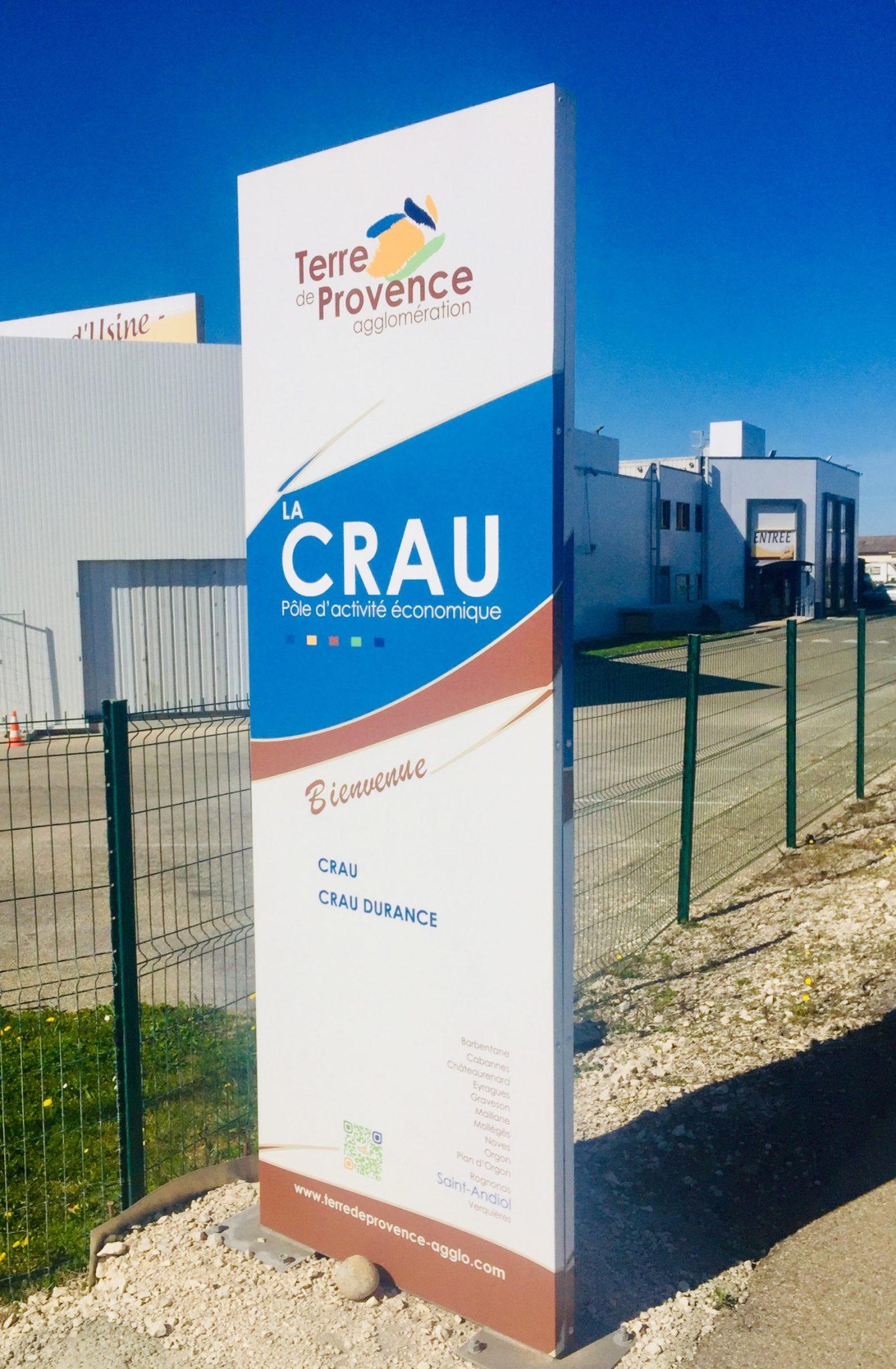 Totem publicitaire personnalisé | Web, enseignes, imprimerie