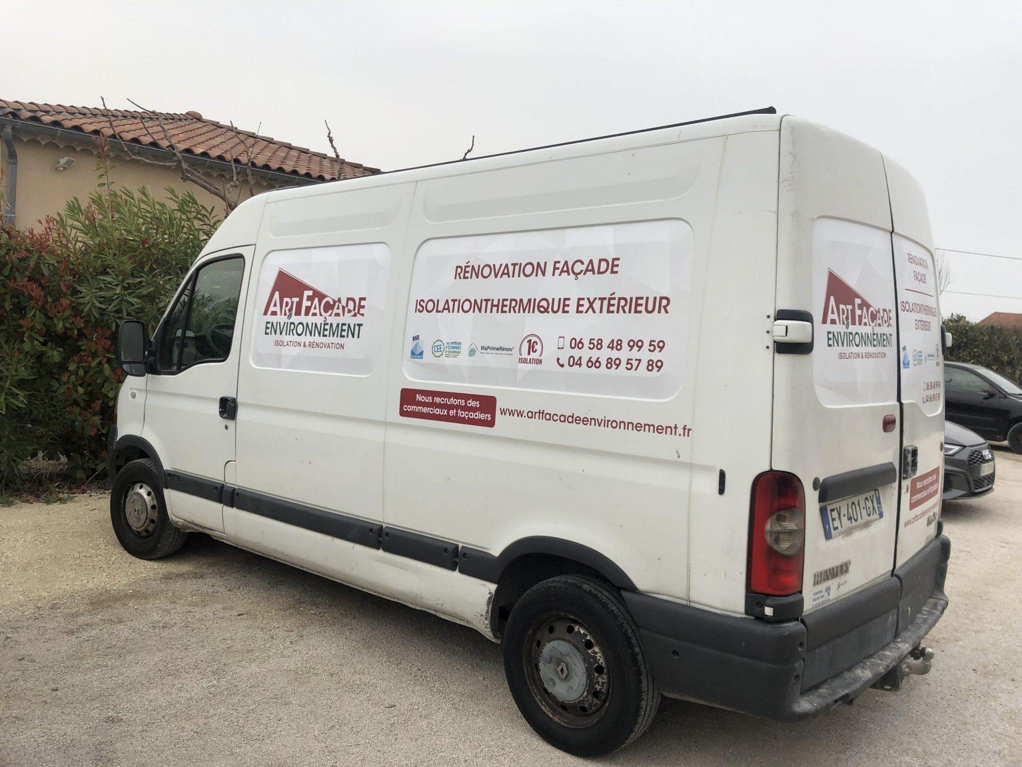 Flocage micro perforé pour votre véhicule | Web, enseignes, imprimerie