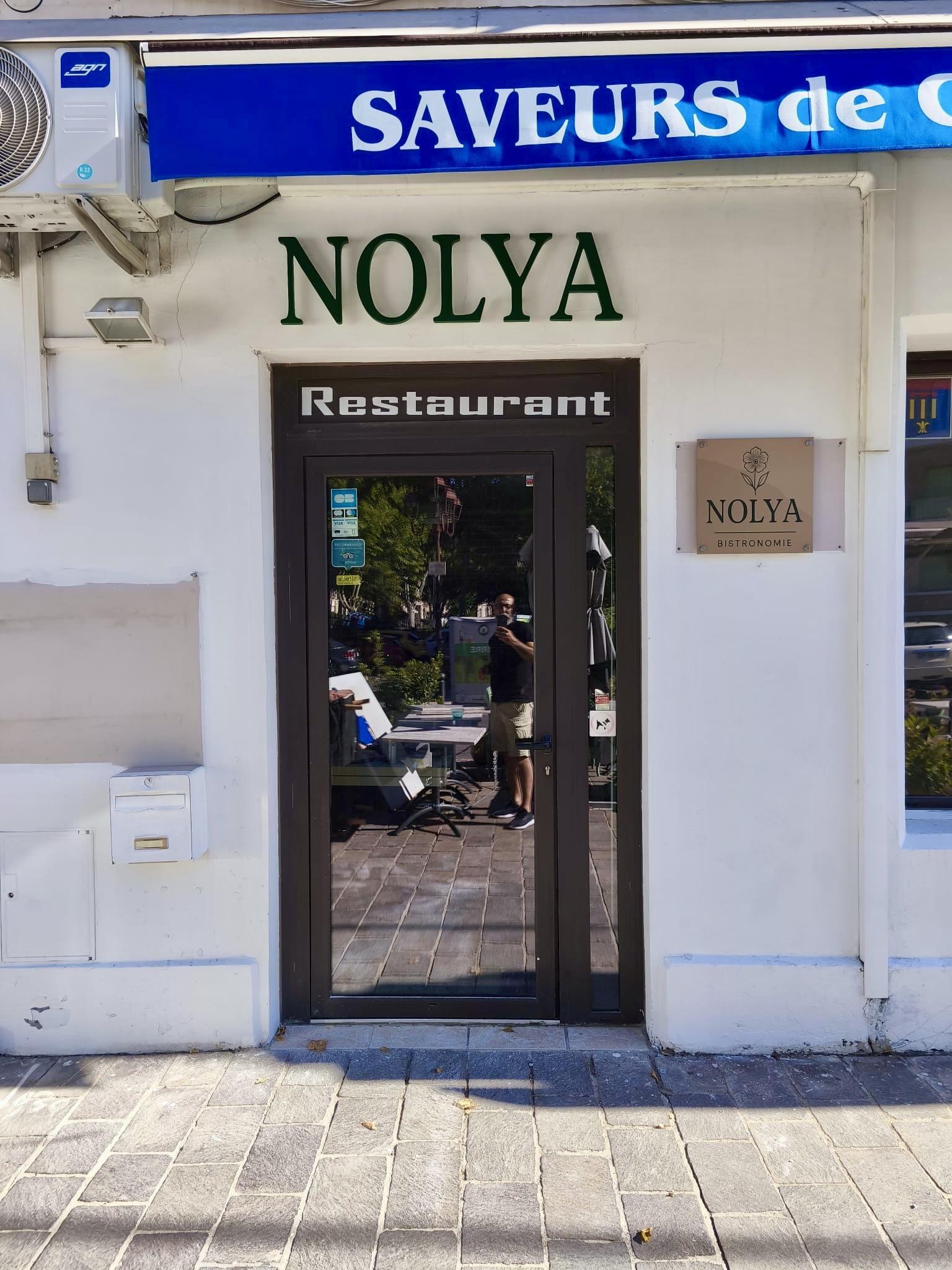 🎯Enseigne Restaurant à Avignon 🍽️ | Étude, Création & Pose par Icône ...